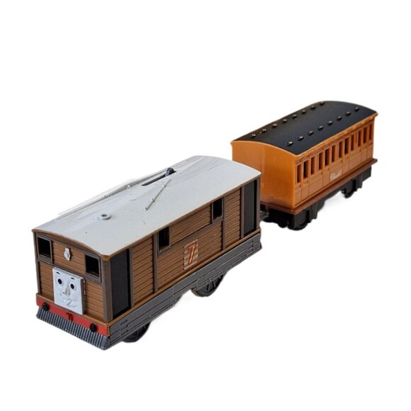 Thomas & Friends | Toys | Thomas Limited Motorized Toby 7 Passenger Car ...